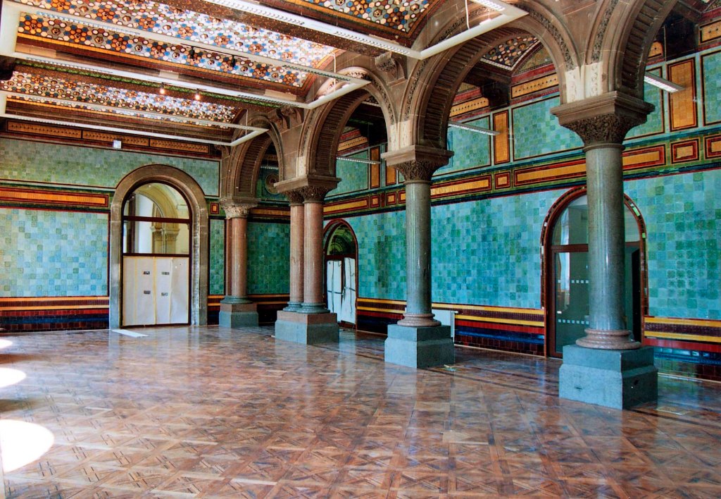 Leeds Central Library Tiled Hall – The Secret Library | Leeds Libraries ...